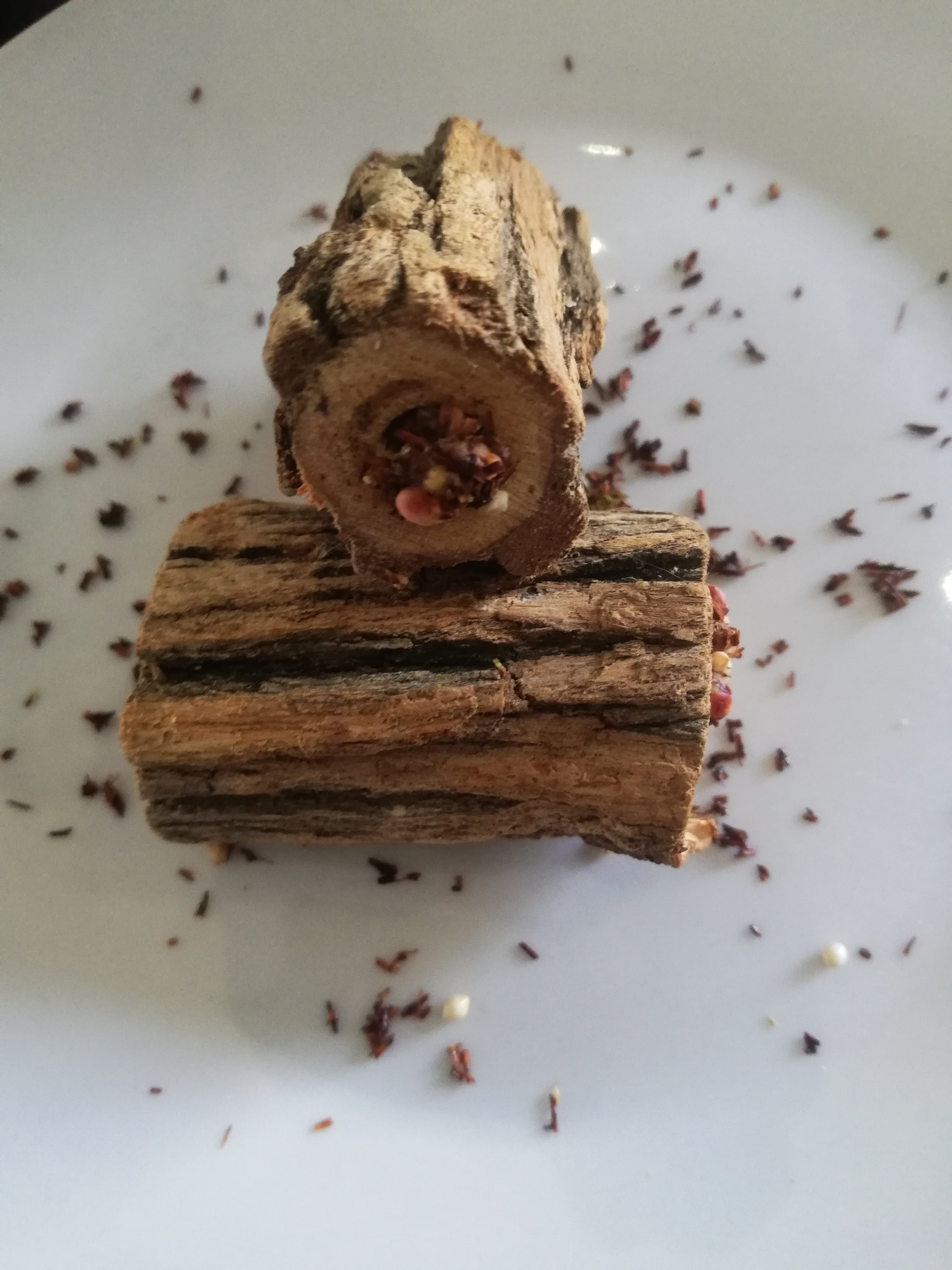 Mischief Gourmet: Rooibos & Chamomile 75g – Mischief Pet Products